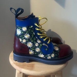John Fluevog | Shoes | Fluevog Le 7th Heaven Derby Swirl Unisex Daisies ...